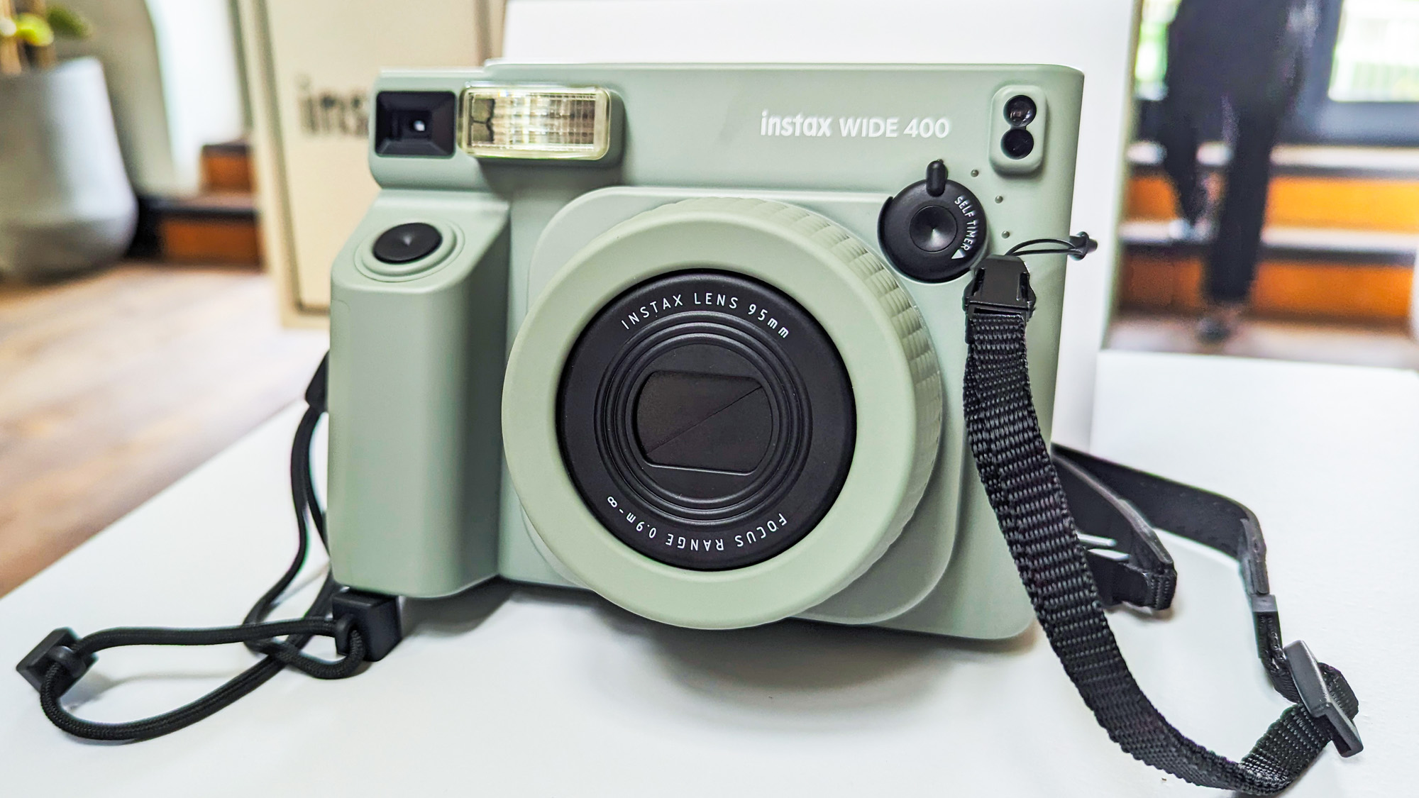 Fujifilm Instax Wide 400 hands-on review: A fresh new…