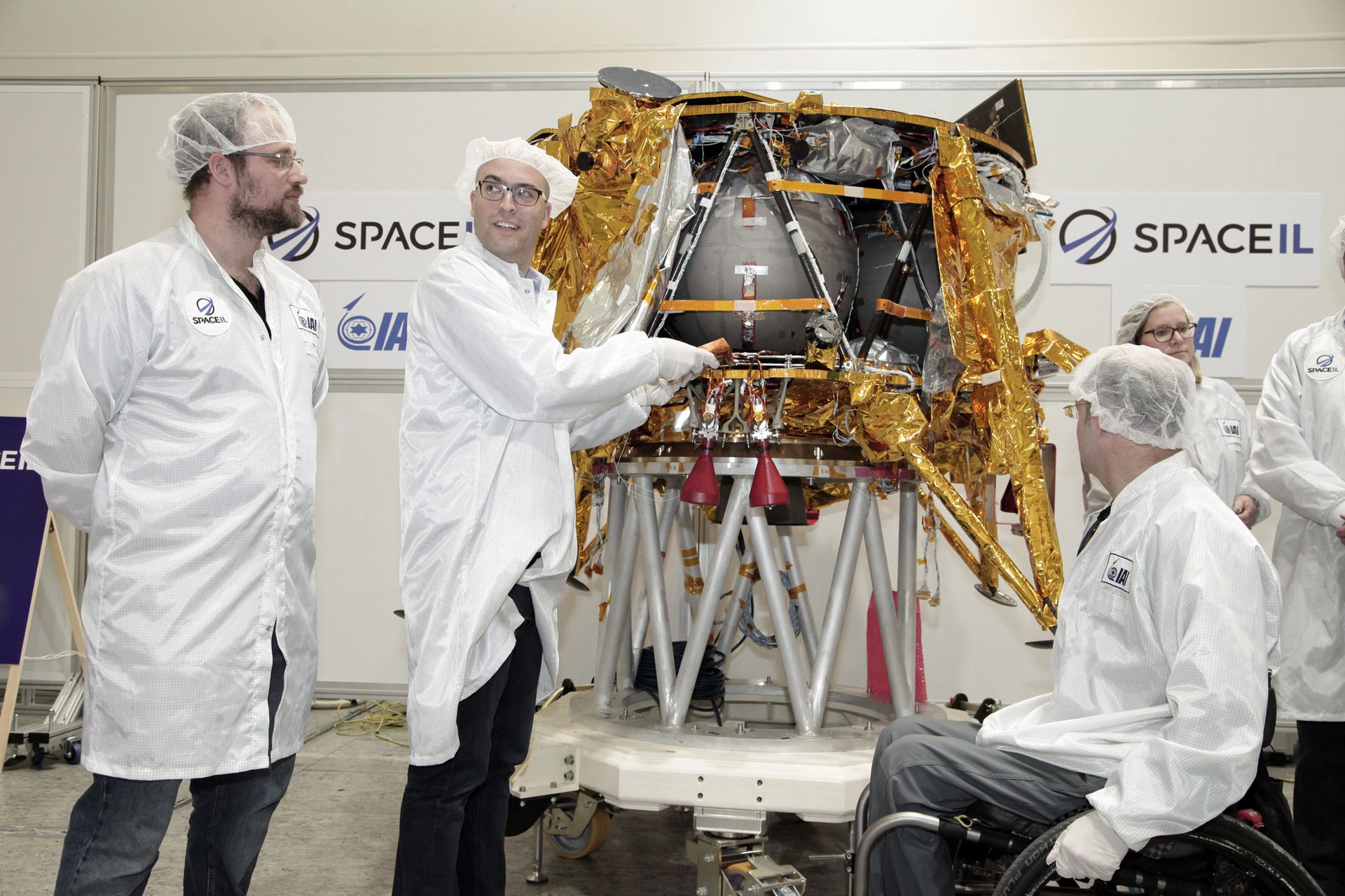 Worlds First Private Moon Lander Will Carry Israeli Time Capsule Space