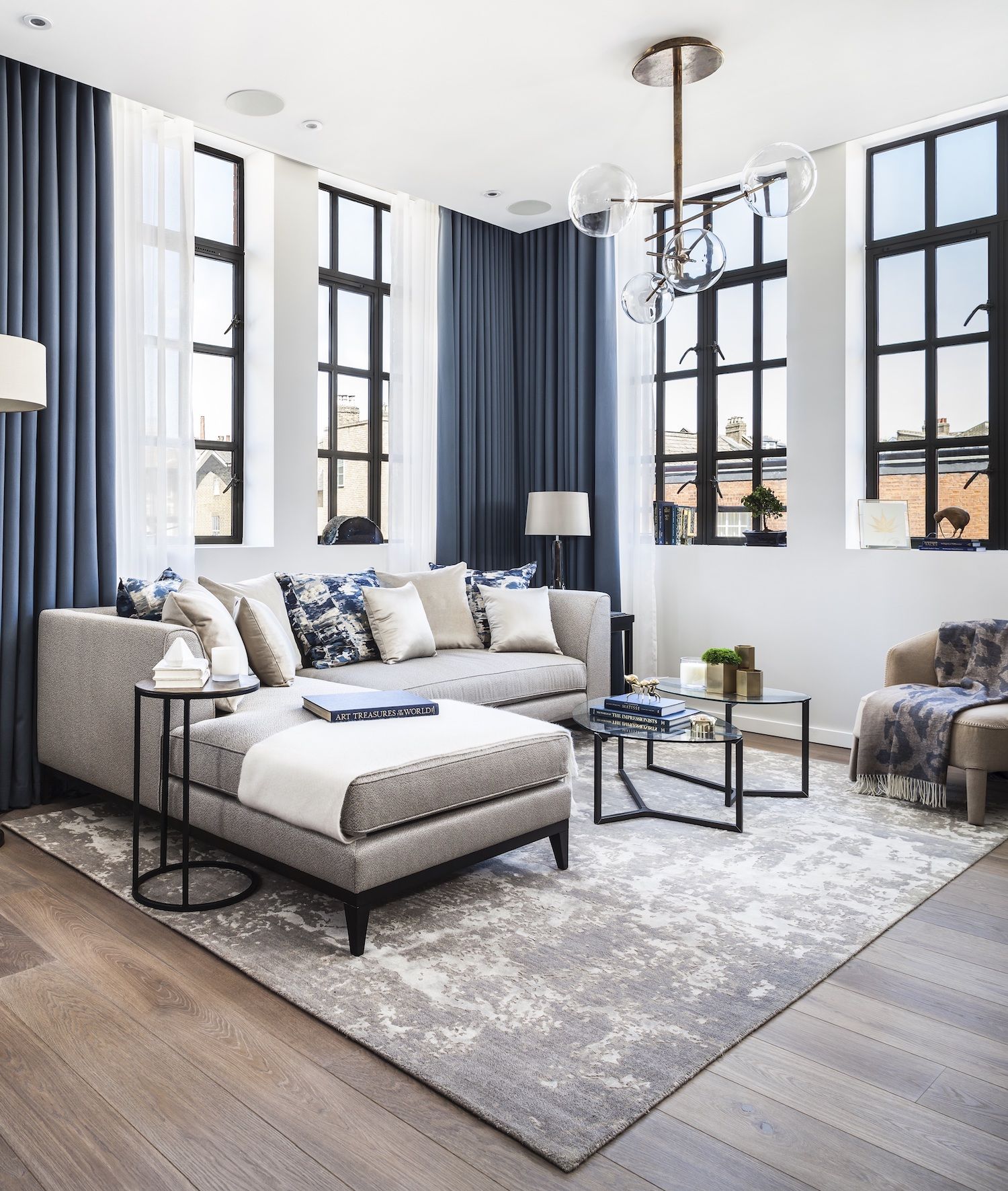 Small living room layouts – 13 ways to arrange furniture in a tiny space