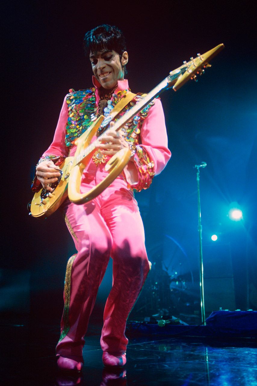 The 18 Most Outrageously Flamboyant Stage Stars Of All Time | Marie ...