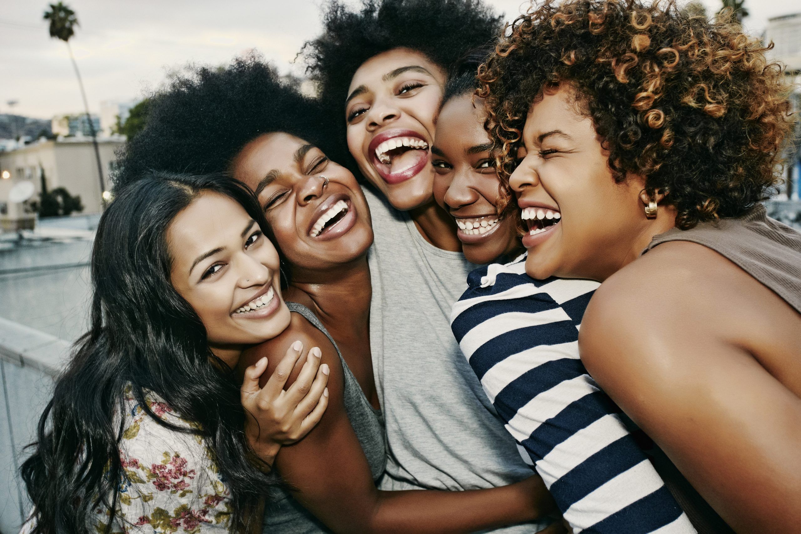 Five friends is the optimum about for happiness in life found a new ...