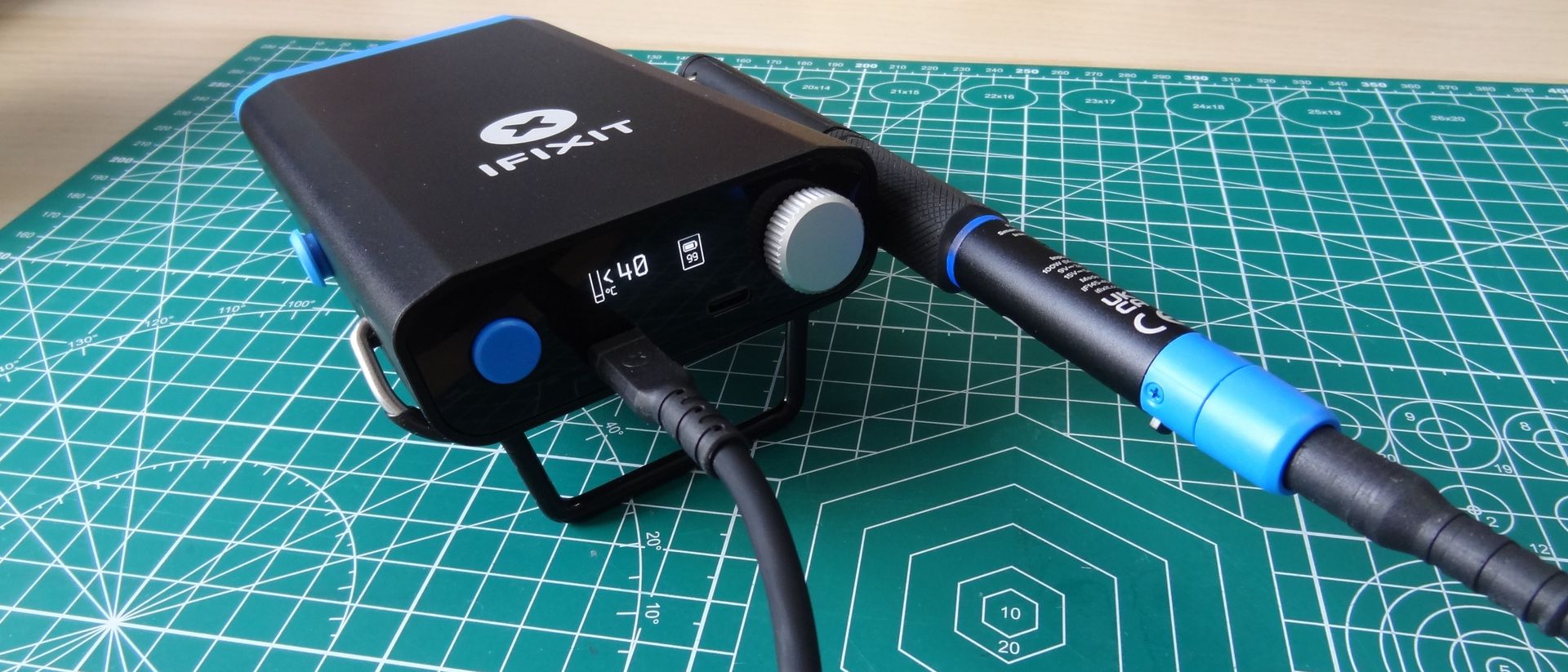 Ifixit Fixhub Portable Soldering Station Review: Take the heat with you ...