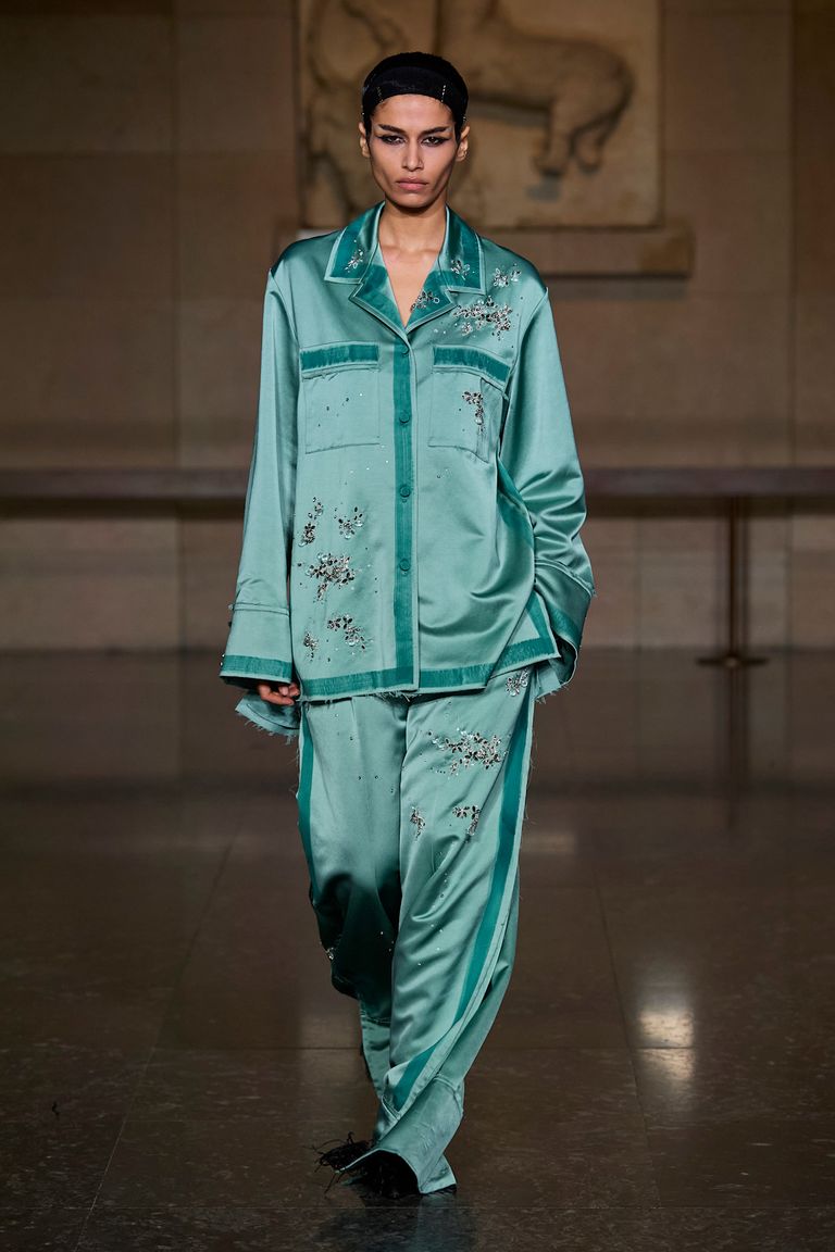 The Elegant Satin Trend That Will Make Your Fall Wardrobe Look Richer ...