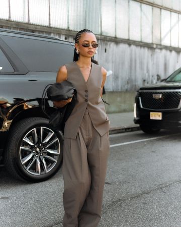 12 Wide-Leg-Trouser Outfits That Look Good For Every Dress Code | Who ...
