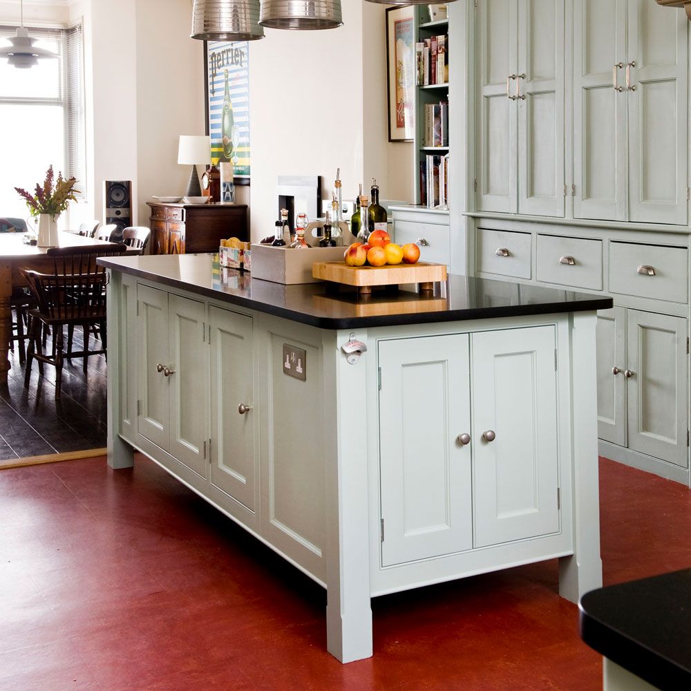 Red kitchen ideas – cabinets and details in shades from rust to scarlet ...