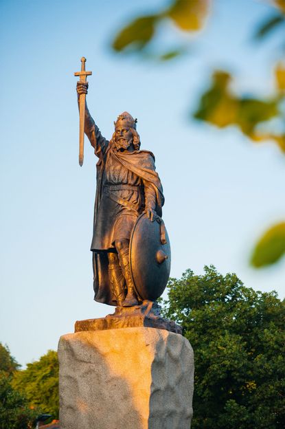 Winchester: The ancient city of kings and saints that's one of 21st ...