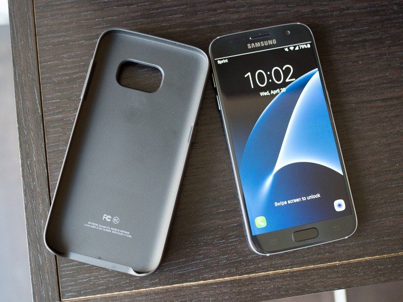 Samsung Galaxy S7 Wireless Charging Battery Pack review | Android Central