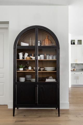 One Change to This Arizona Kitchen Made It "Feel Twice as Big"