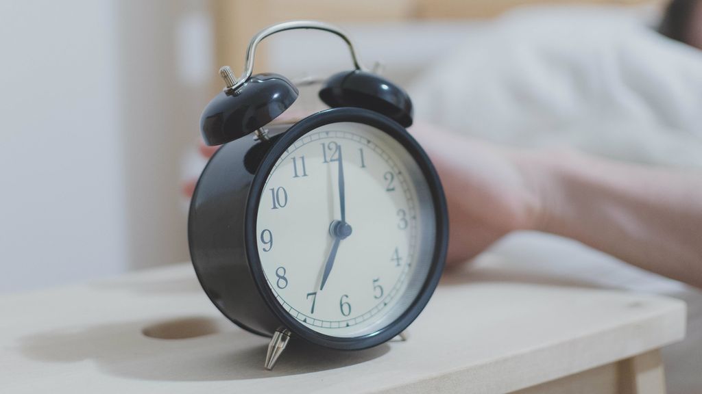 Why I Stopped Using My Phone As An Alarm Clock And Why You Should Too Why I Stopped Using My Phone As An Alarm Clock And Why You Should Too