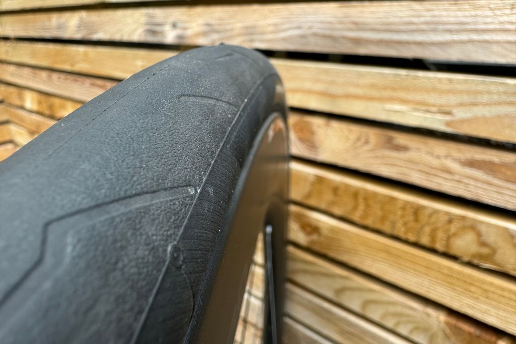 Shimano Ultegra C60 wheelset review: fast rolling and great value, if a ...