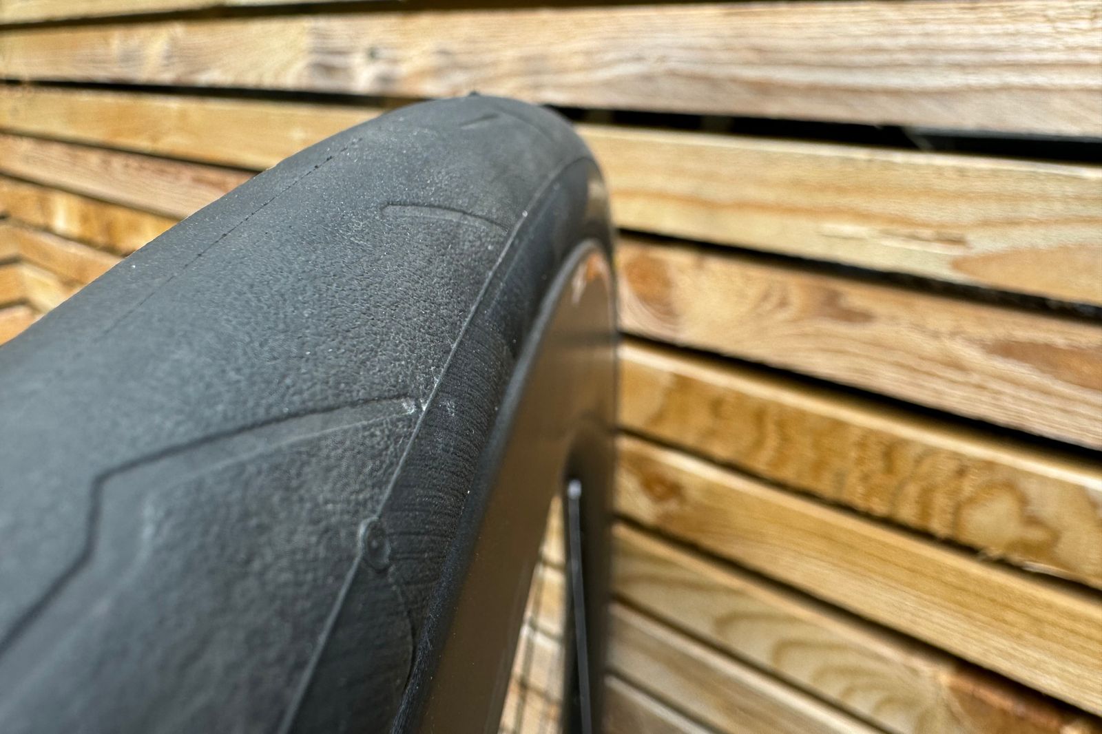 Shimano Ultegra C60 wheelset review: fast rolling and great value, if a ...