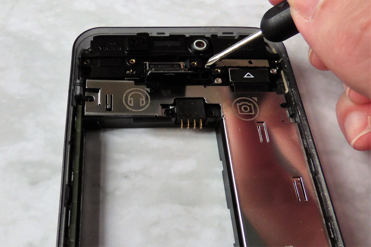 I upgraded my phone's camera with just a baby screwdriver and my ...