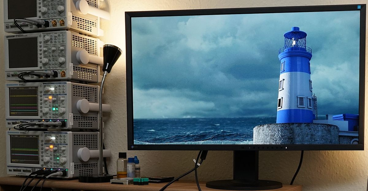 Building A Workstation With Ryzen Threadripper And Radeon Vega Frontier ...