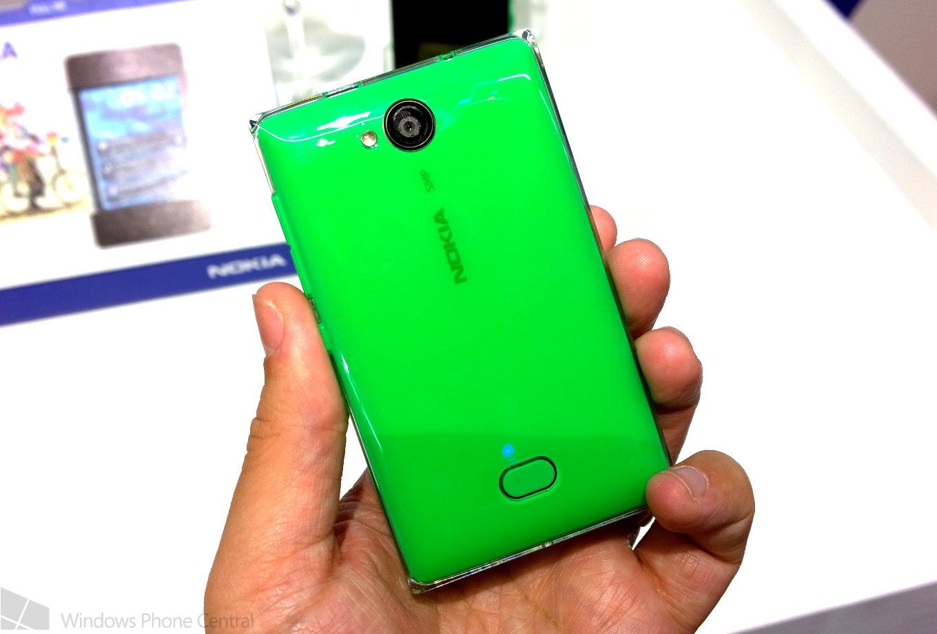 Eyes on Nokia's hot new dual-layer polycarbonate shell for Asha devices ...
