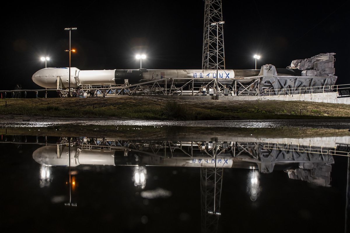 SpaceX rolls out rocket to launch NASA's ocean-studying PACE satellite ...
