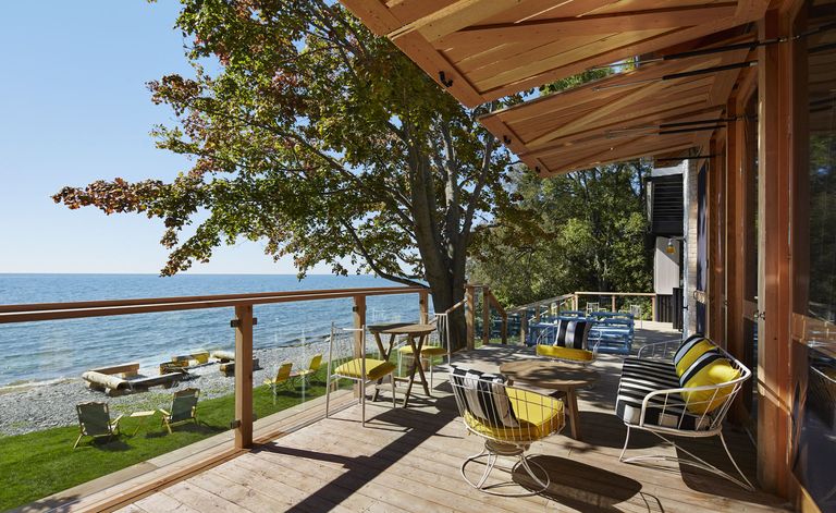 Drake Devonshire | Wallpaper