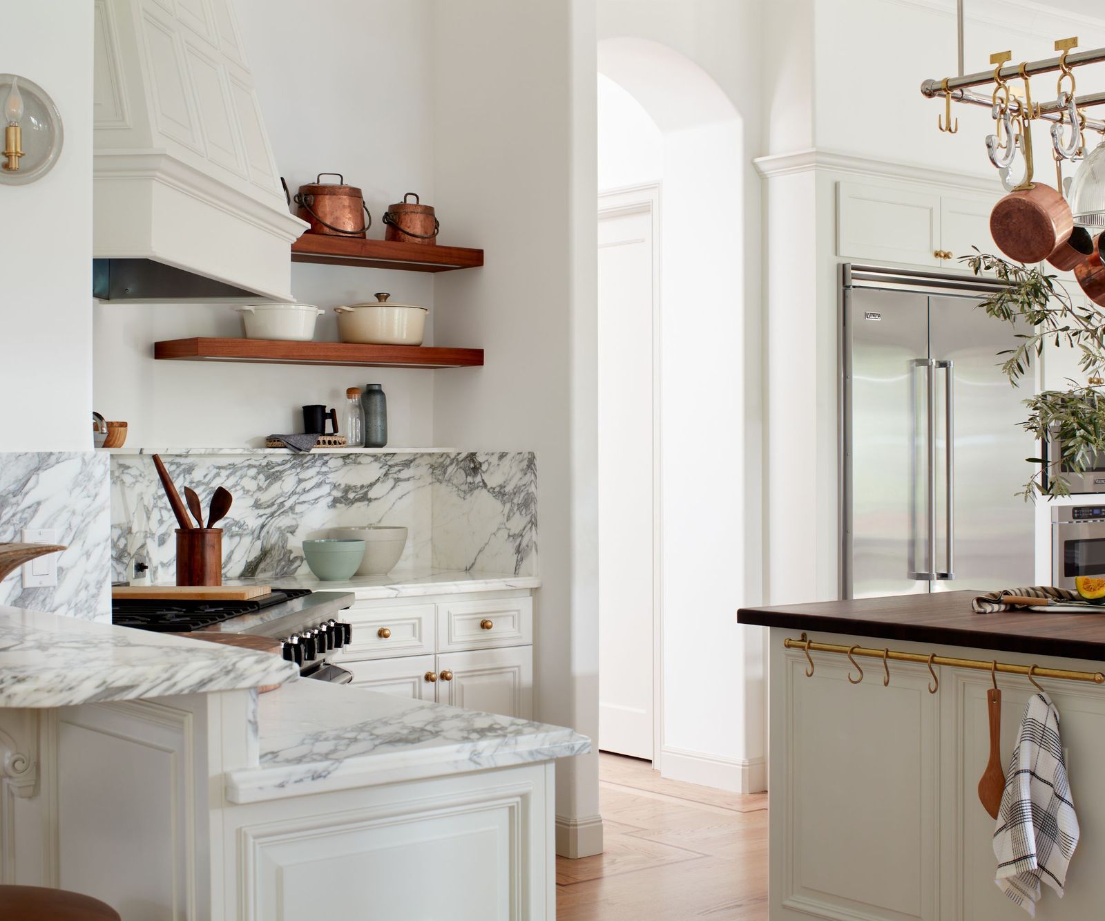 This 90s-style home was updated with small and speedy changes | Homes ...
