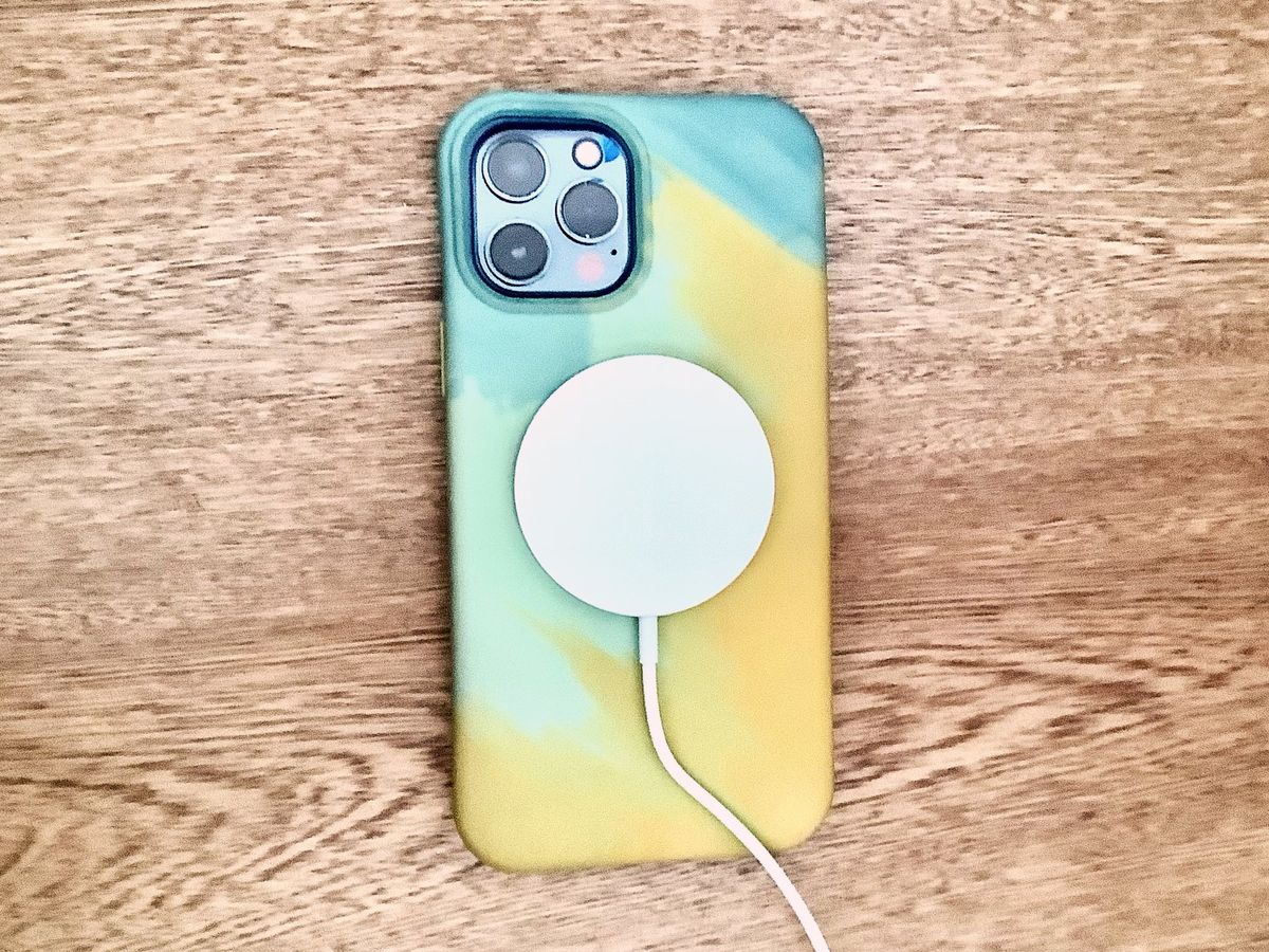 Apple MagSafe Charger review: A cool accessory, but does it beat the ...