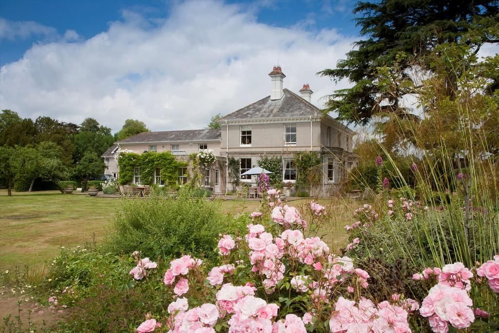 A dreamlike Dorset home built by a viscount, with fishing rights, a ha ...