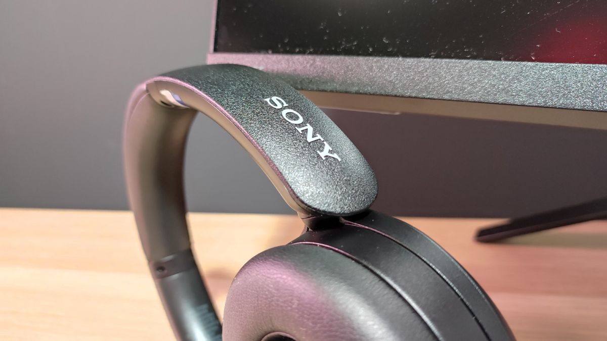 Recensione Sony WH-XB910N | TechRadar