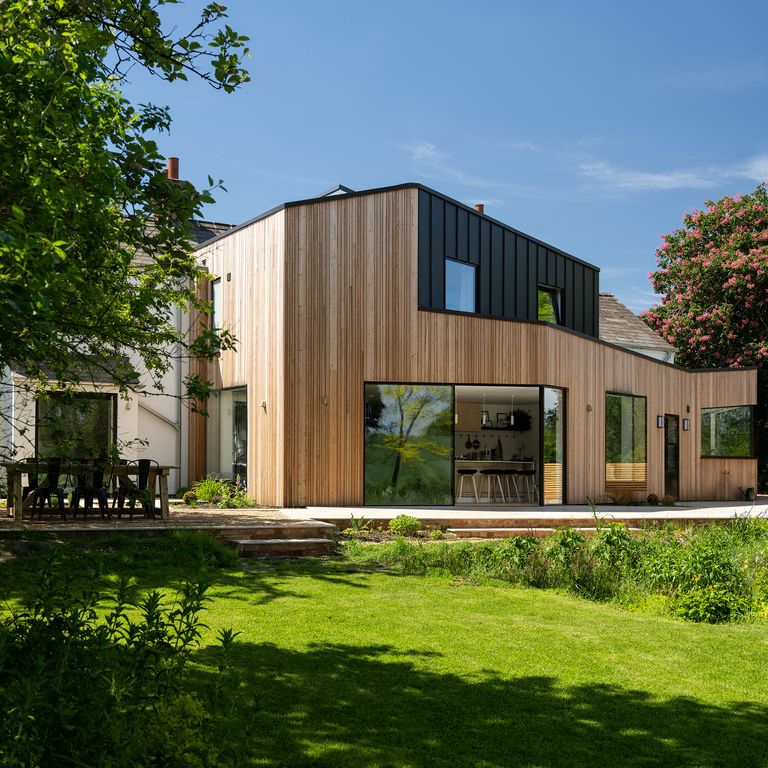 This Victorian cottage has been transformed by a modern extension ...