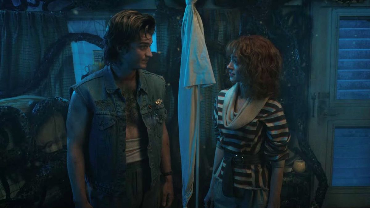 Stranger Things: 7 Key Steve And Nancy Moments On The Show So Far ...