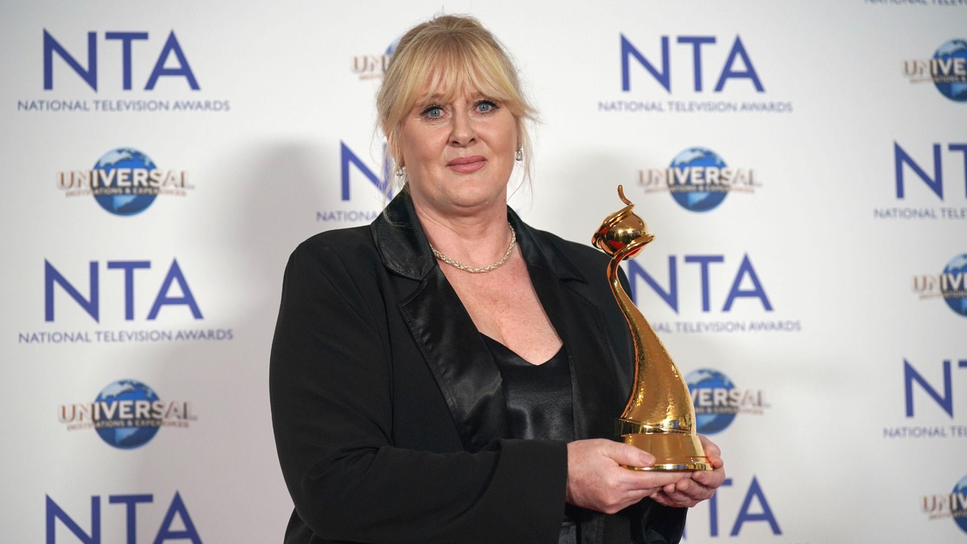 'Jeg kan ikke huske ting, der skete for 30 år siden' - Sarah Lancashire ...
