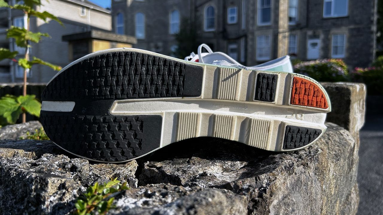 On Cloudboom Echo 3 review: pretty fly | T3