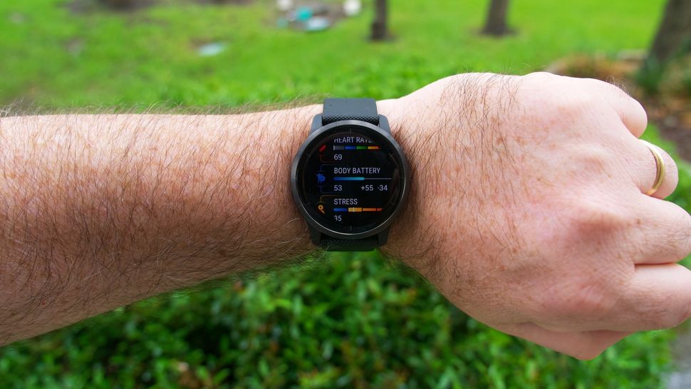 Best smartwatches that can measure blood oxygen saturation levels 2022 ...