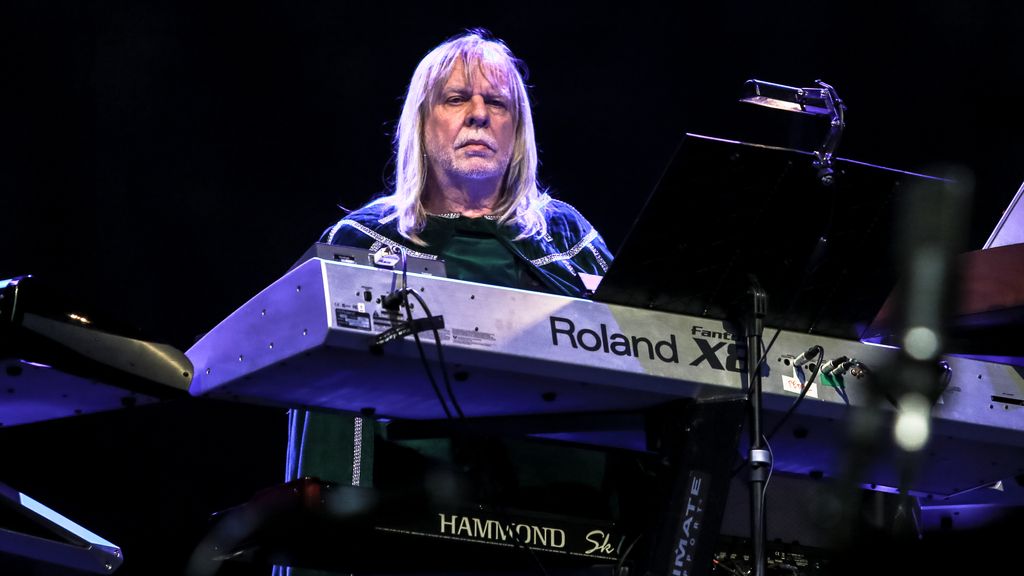 Rick Wakeman postpones upcoming US tour to have surgery | Louder
