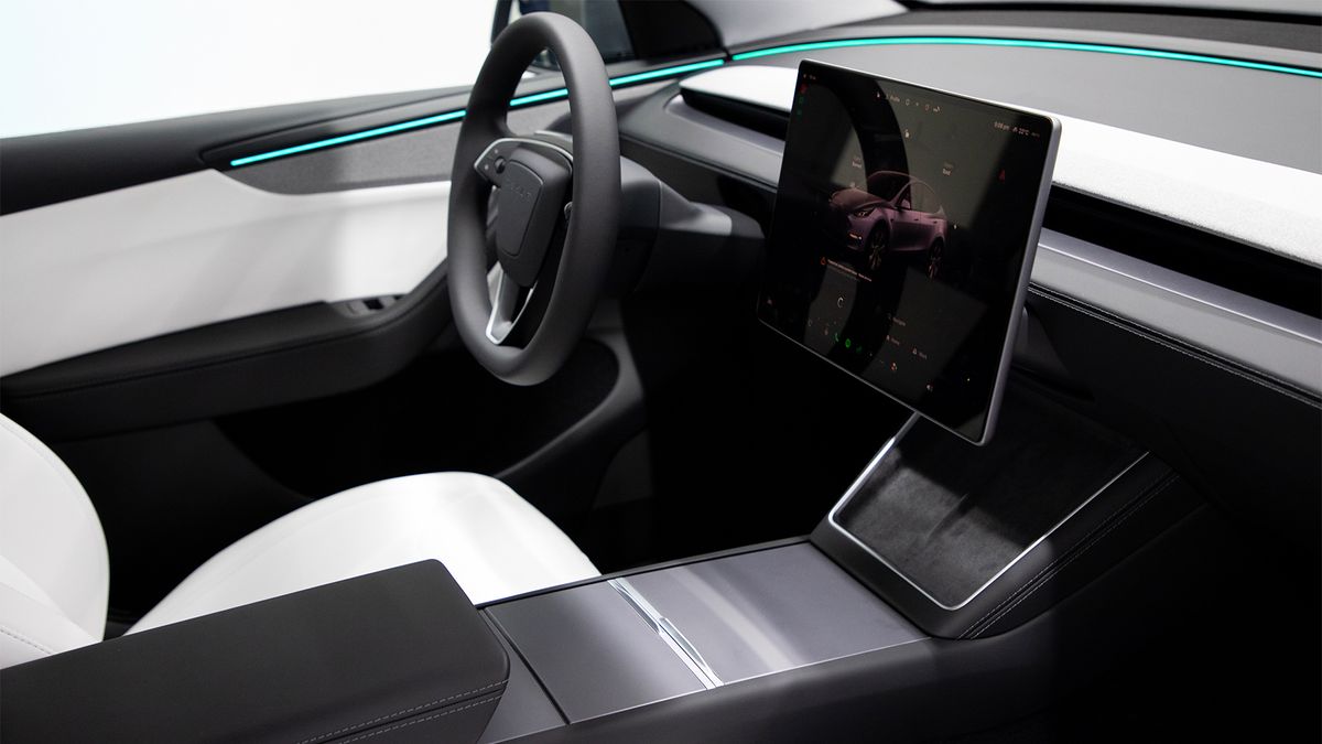 Big Tesla update brings 5 new features to its EVs, but not everyone ...