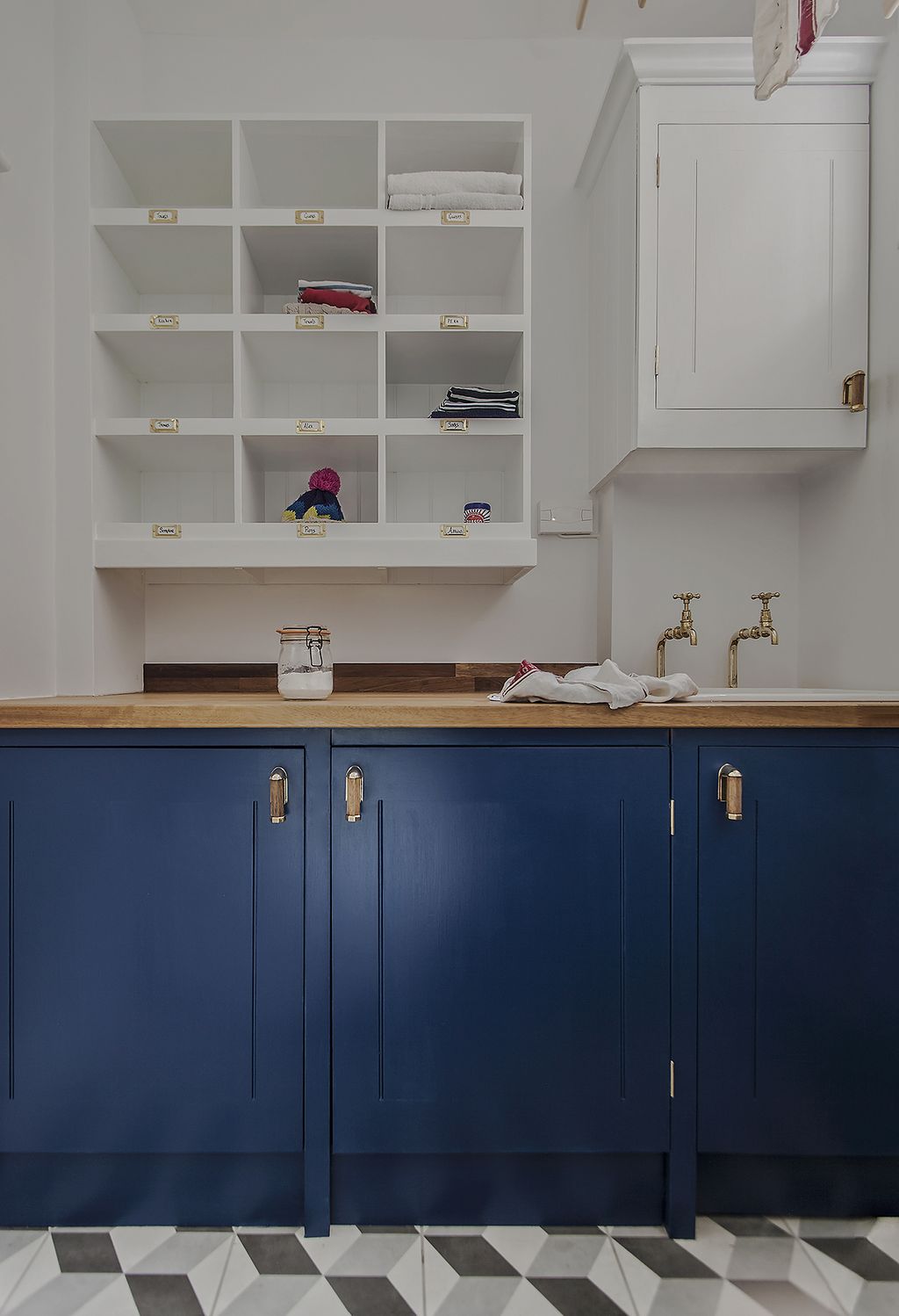 Utility storage ideas – the best ways to utilize your space and keep it ...