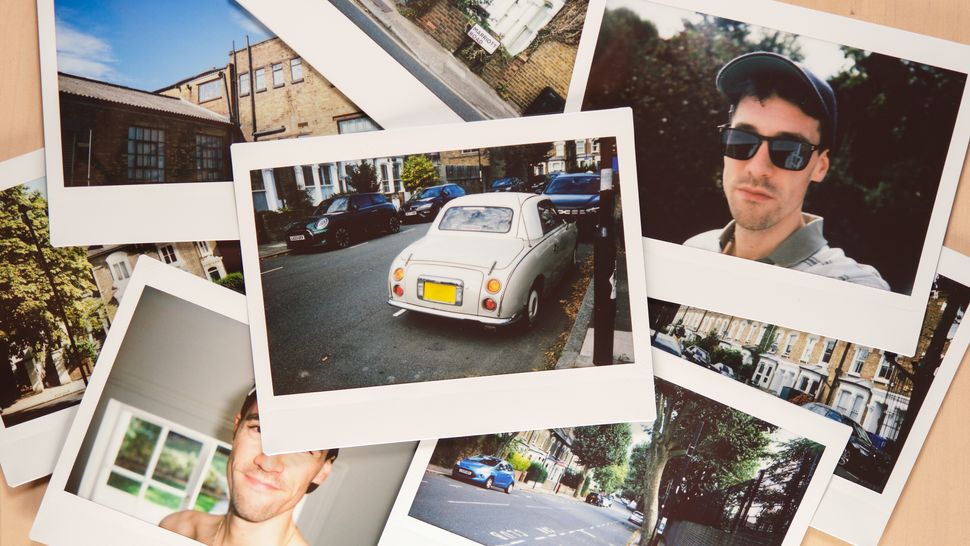 Fujifilm Instax Wide 400 review: new design, same big camera | Digital ...