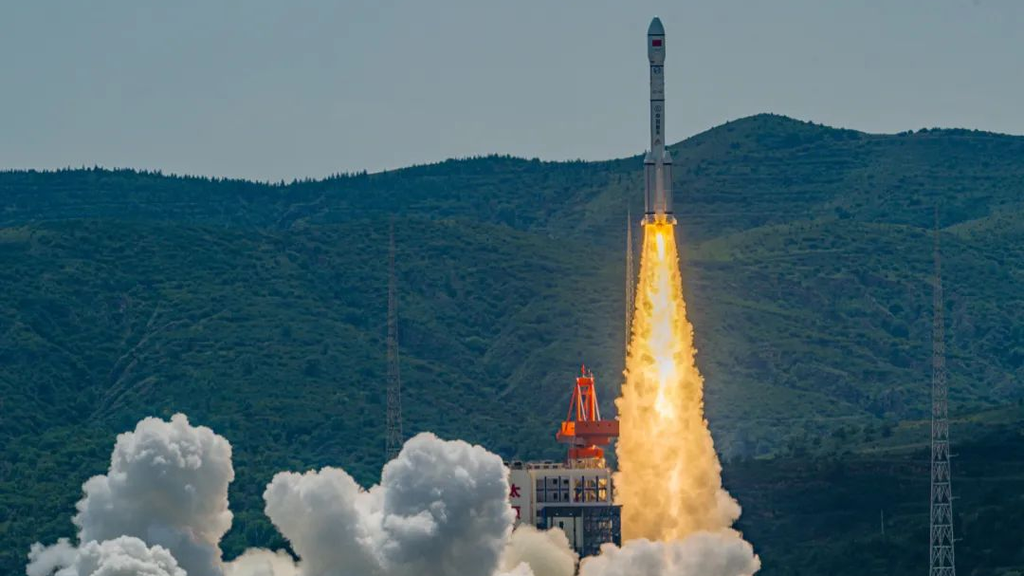 China’s secretive new 'Thousands Sails' satellites are an astronomer's ...