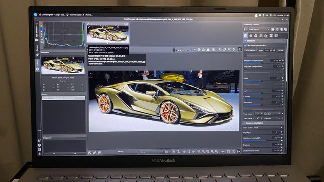 Ubuntu Studio review | Laptop Mag