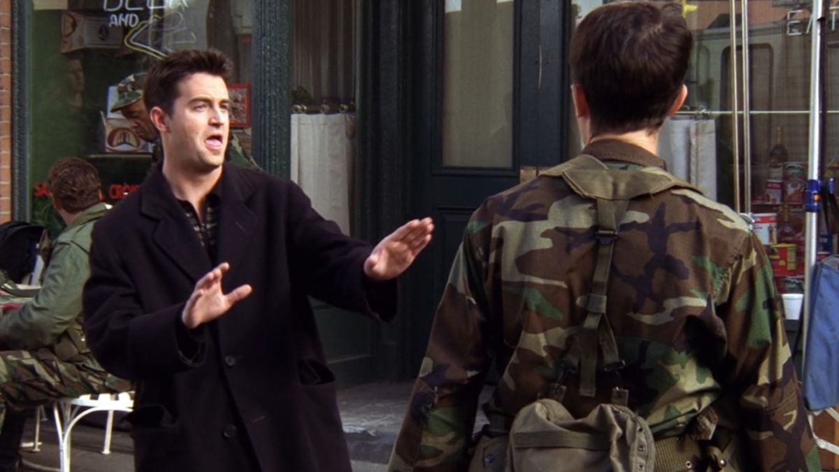 32 Hilarious Chandler Bing Quotes From Friends | Cinemablend