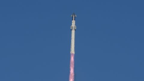 SpaceX Starship launches banana to space, skips giant rocket catch on ...