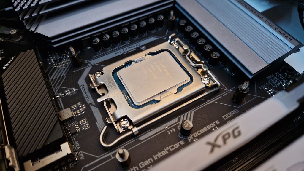 13th Gen Intel Core i7-13700K review: "Is the extra headroom worth the ...