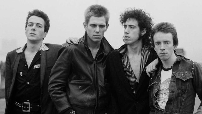 UK82: the chaotic story of the 80s punk scene that changed metal ...