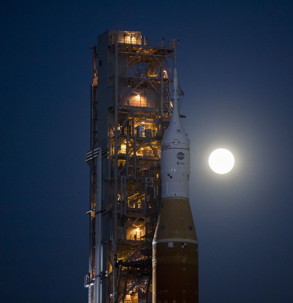 Why we're excited about NASA's new 'Mega Moon rocket' | Live Science