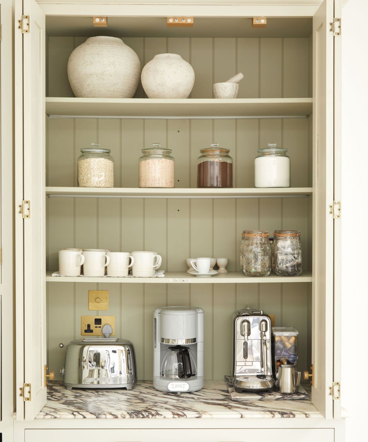 How to improve your pantry ventilation | Homebuilding