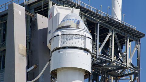 Boeing's Starliner launches astronauts for 1st time in historic liftoff ...