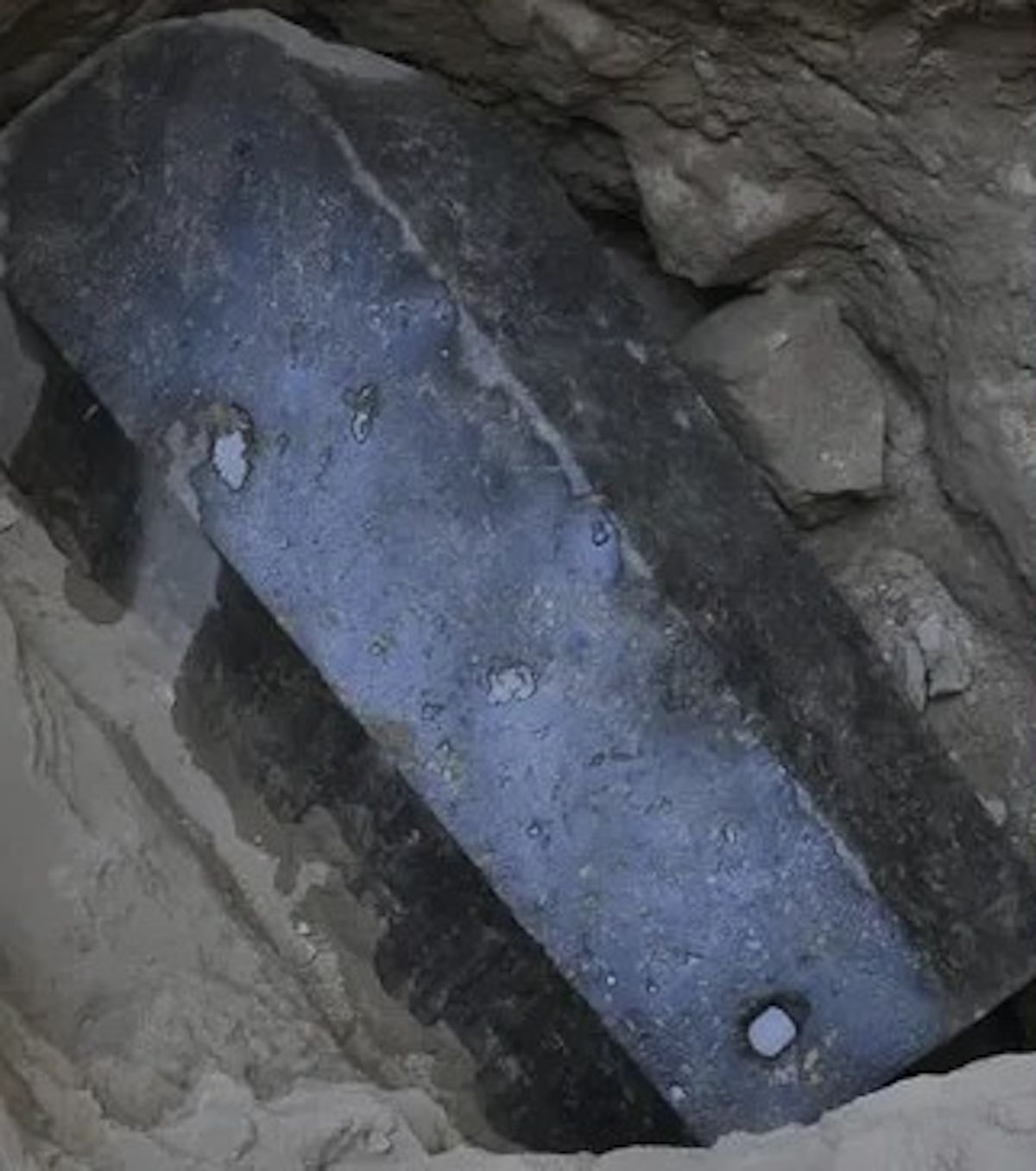 32 astonishing ancient burials, from 'vampire' decapitations to riches ...