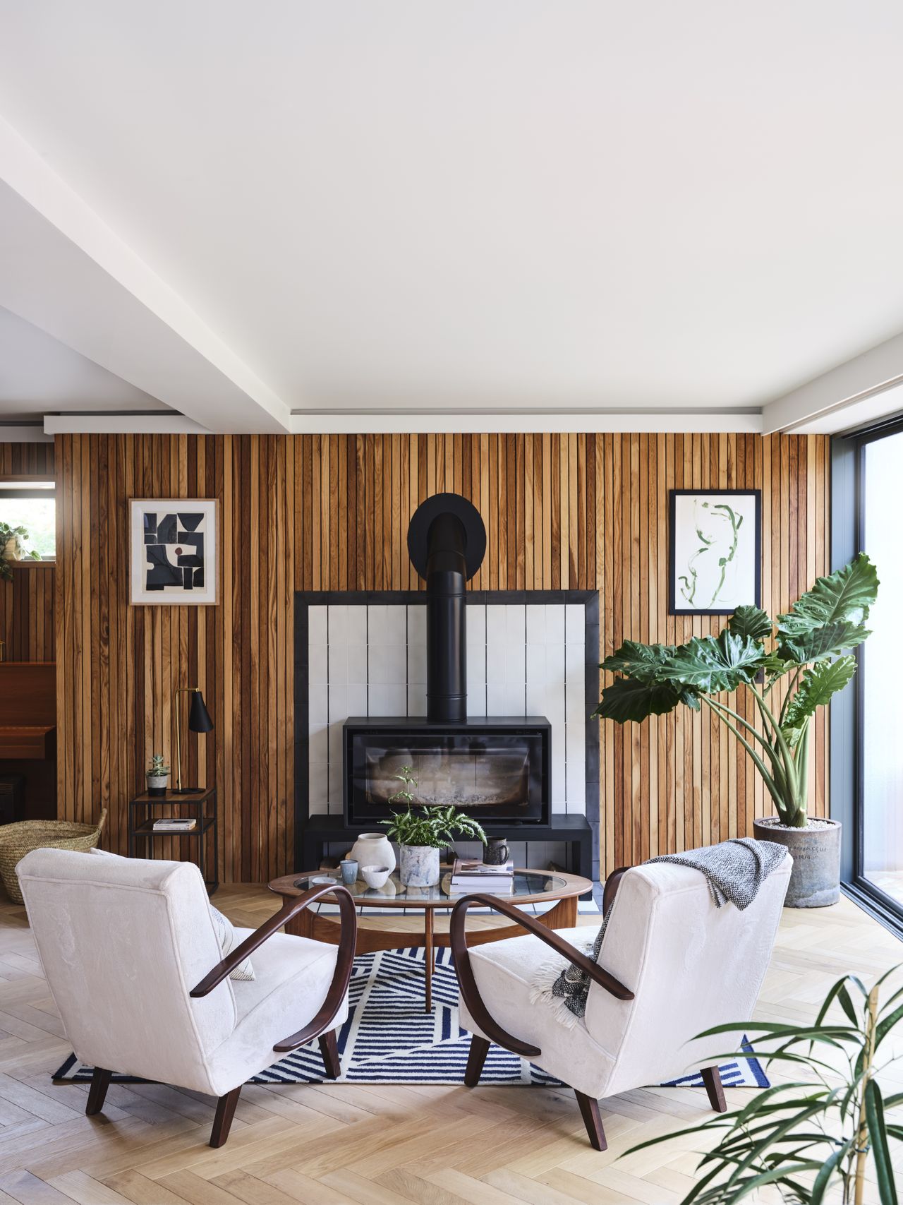 Small modern living room ideas: 9 contemporary looks | Homes and Gardens