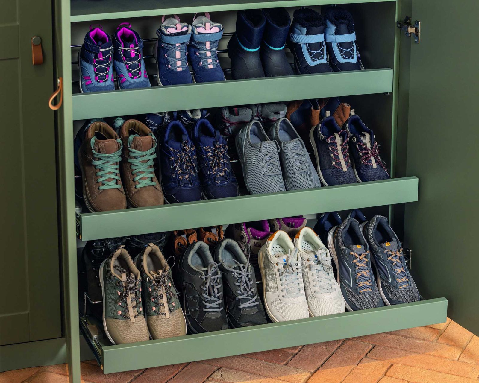 How to get mold off shoes: 5 simple methods | Homes and Gardens