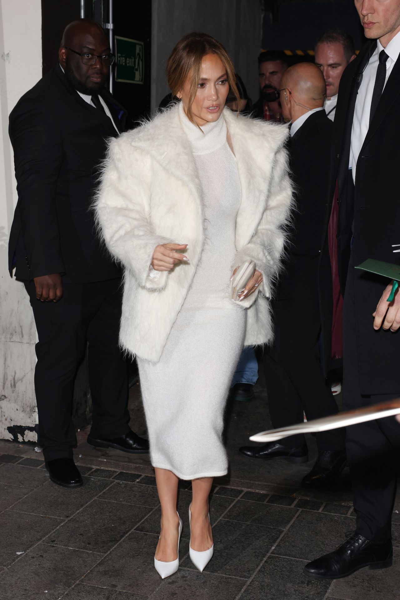 J.Lo Wore the Holiday Dress Trend That's Fresher Than an LBD | Who What ...
