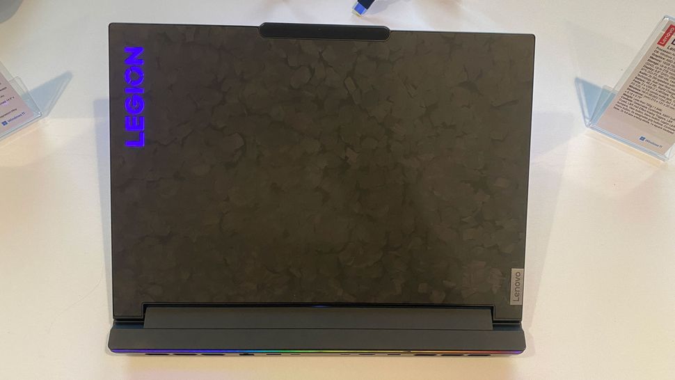 Lenovo’s Legion 9i Has Built-In Liquid Cooling | Tom's Hardware