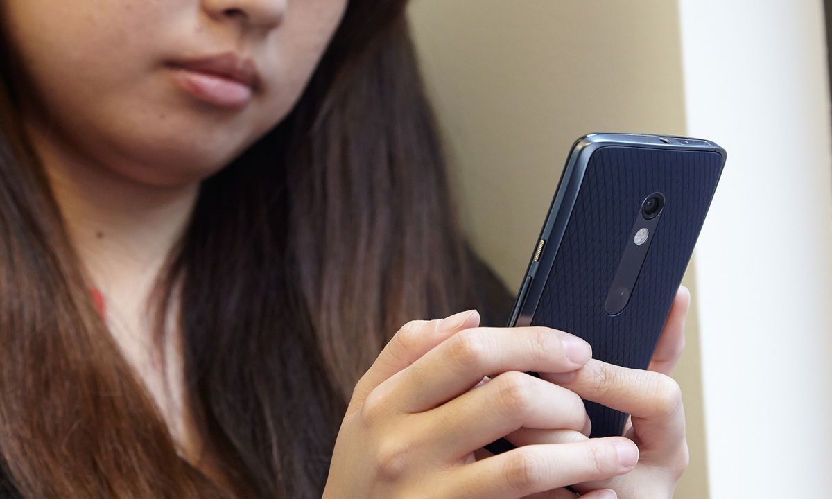 Motorola Droid Maxx 2 Review: Sharp Camera, All-Day Battery | Tom's Guide