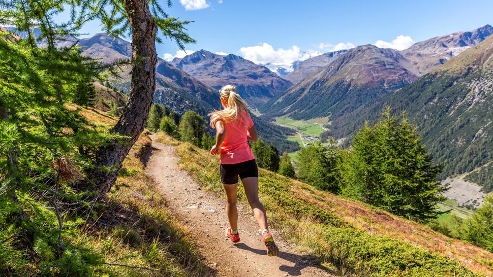 Hiking vs running: which is the best? | Advnture