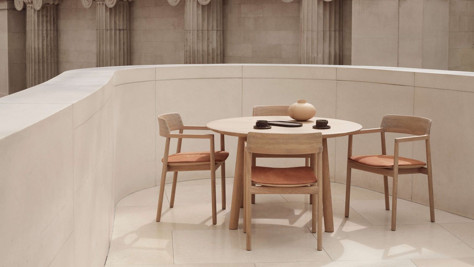 Wooden chair trend 2022: why should we choose a wooden chair | Homes ...